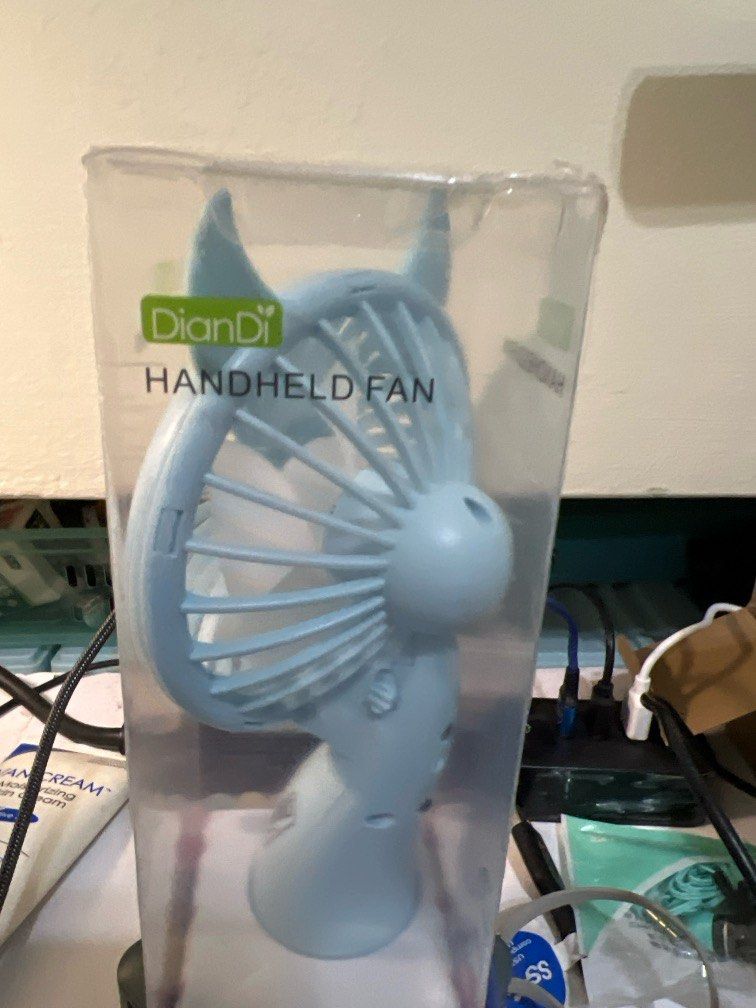 (H) Diandi 手持 風扇 USB 惡魔造型 電扇 #把愛傳出去, 家具及居家用品, 燈飾及風扇, 風扇在旋轉拍賣
