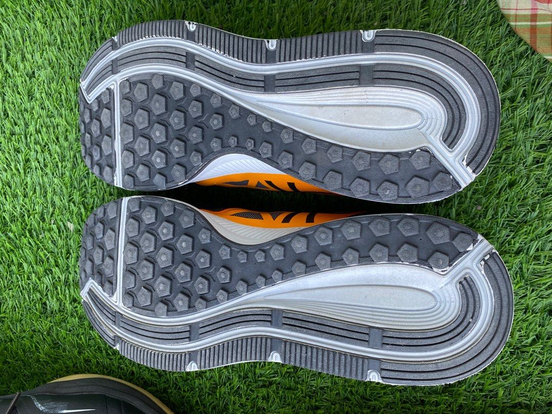 Kasut sukan, Men's Fashion, Footwear, Sneakers on Carousell