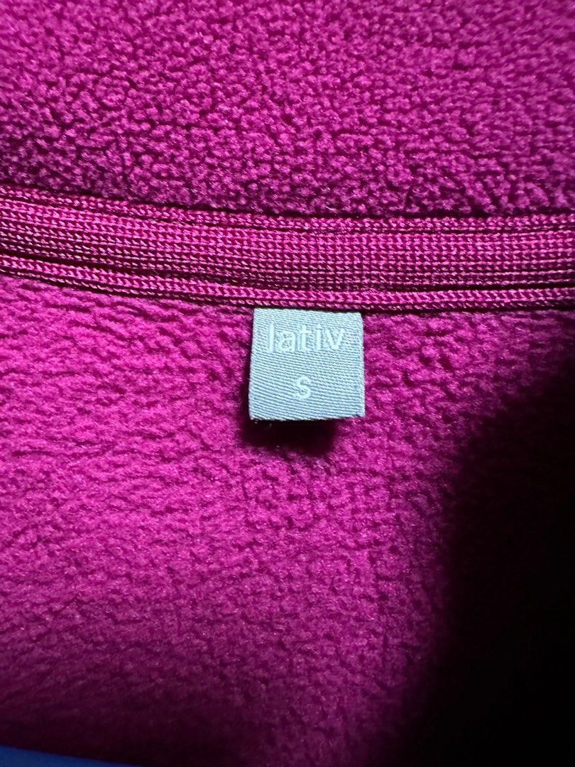 Lativ 桃色 背心 尺寸S號, 她的時尚, 上衣, 背心、無袖在旋轉拍賣