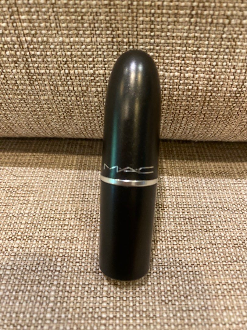 MAC Russian Red lipstick, Beauty & Personal Care, Face, Makeup on Carousell