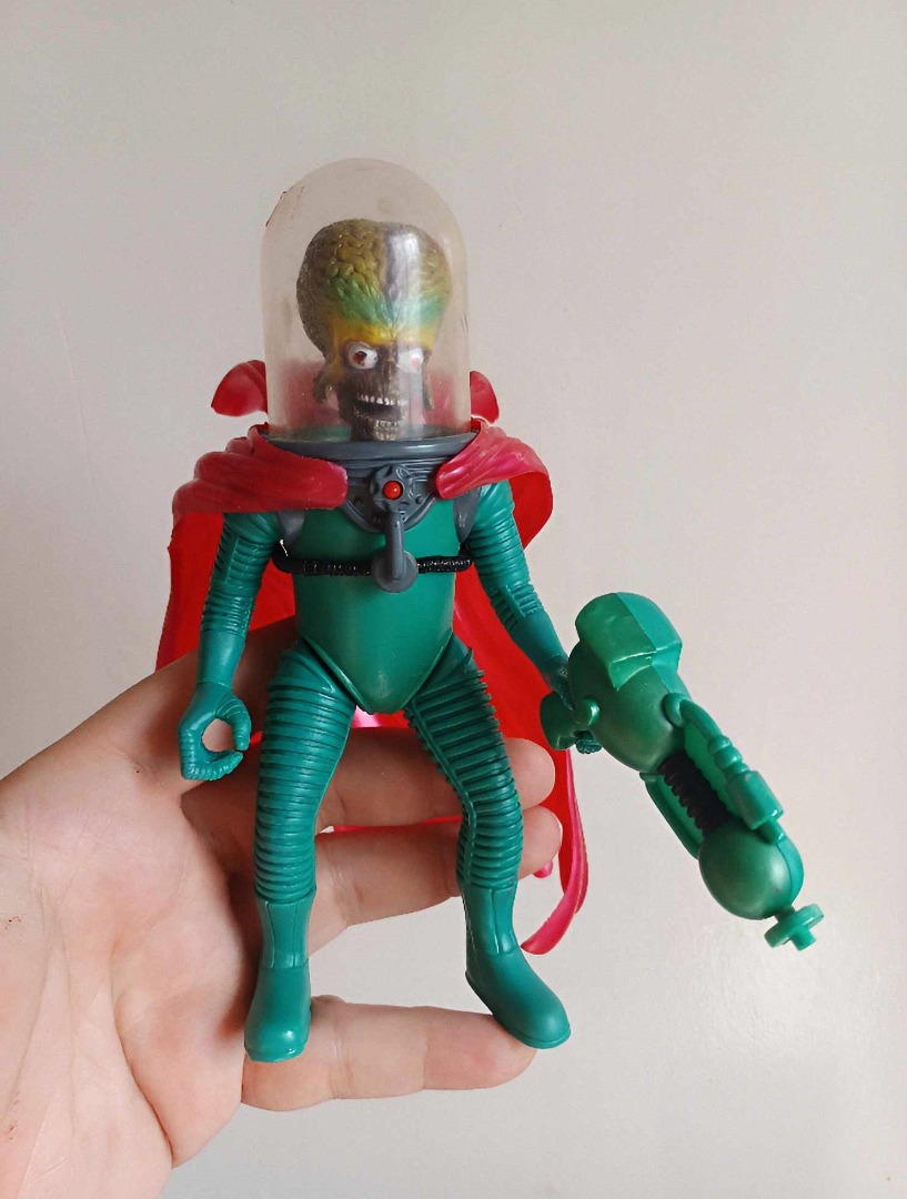 Mars Attack! Martian Leader! with Disintegration Ray Trendmasters ...