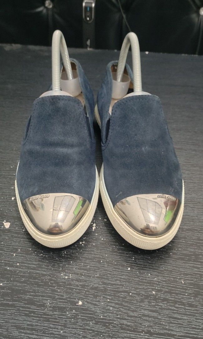 Miu miu Made in Romania, Fesyen Wanita, Sepatu di Carousell