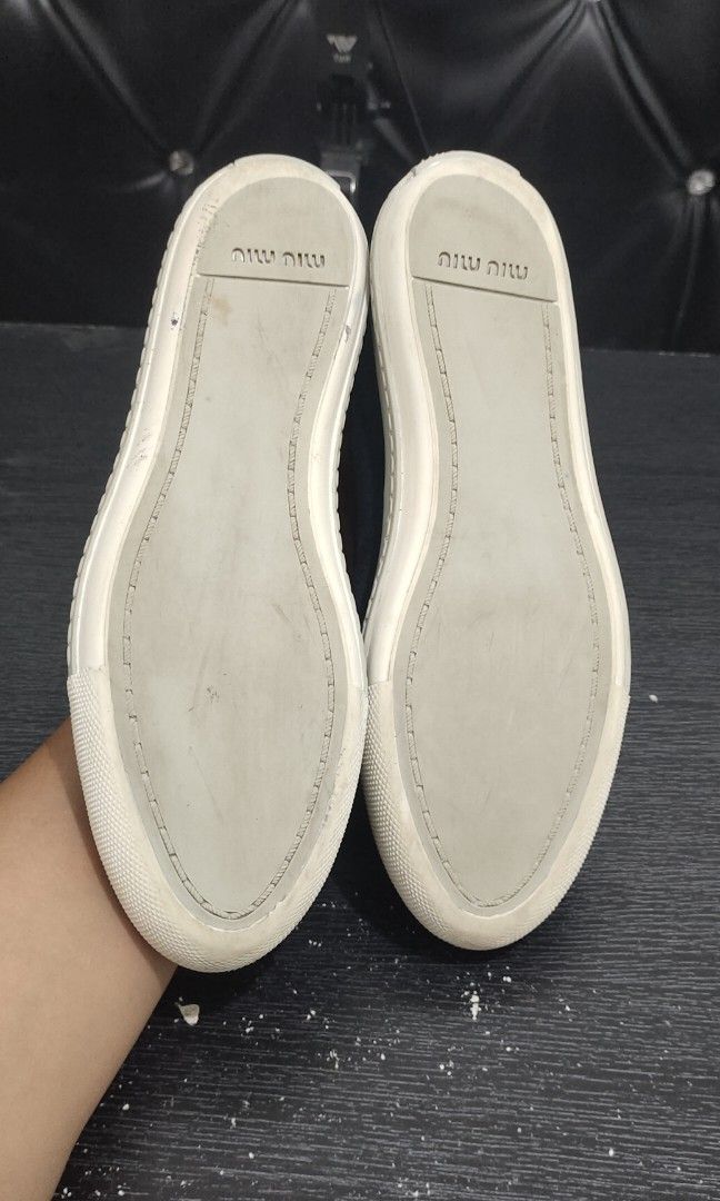 Miu miu Made in Romania, Fesyen Wanita, Sepatu di Carousell