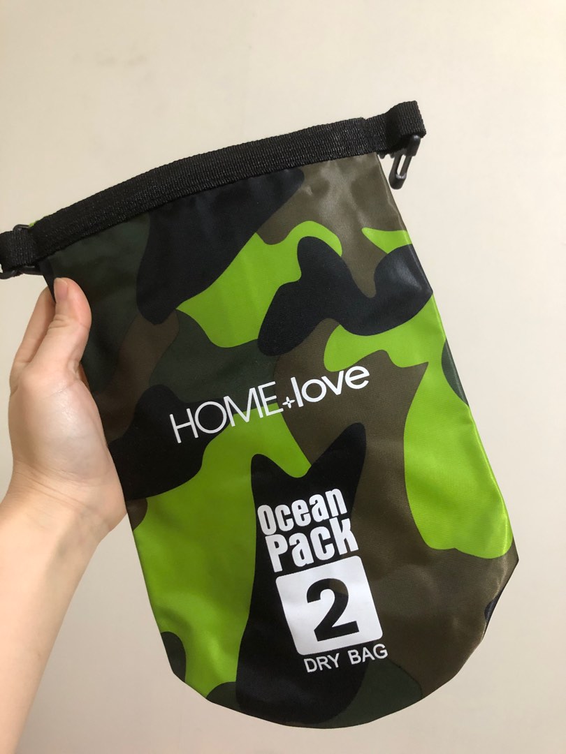 【Ocean Pack】戶外防水包 5L 游泳 溯溪 衝浪 漂流袋 沙灘 浮潛 防水袋, 哩哩扣扣, 其他在旋轉拍賣