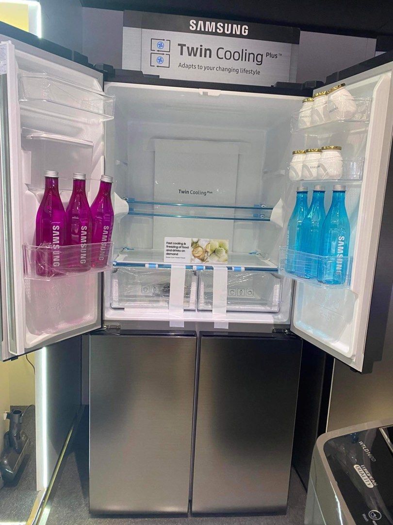 Samsung RF48A4010B4/TC 18.0 cu.ft. French Door Refrigerator, TV & Home ...