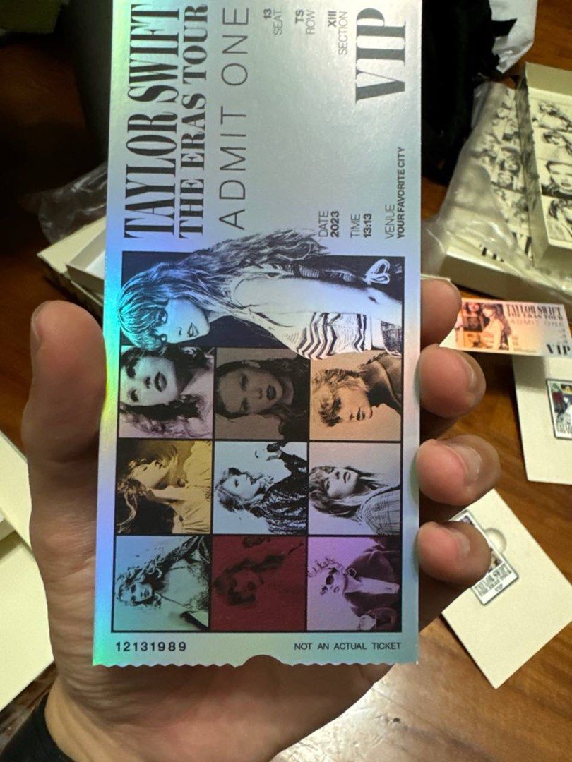 Taylor swift VIP Merchandise set, Hobbies & Toys, Memorabilia ...