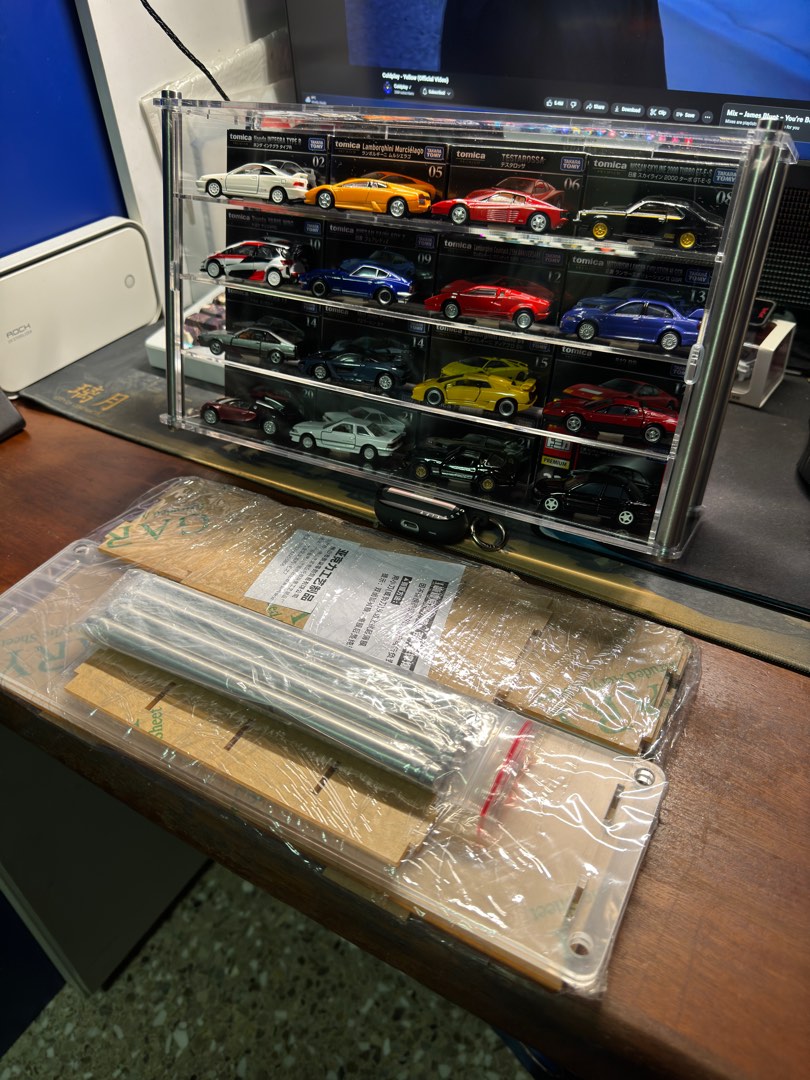 1/64 cars display case, Hobbies & Toys, Toys & Games on Carousell