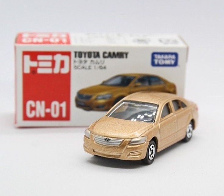 TOMY Tomica Takara CN-01 豐田 Toyota Camry 日版 (中製), 興趣及遊戲, 玩具 & 遊戲類 - Carousell