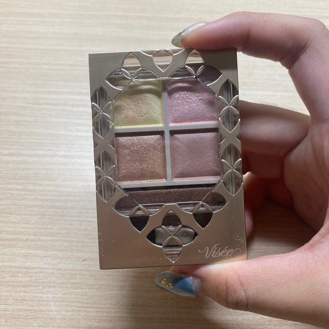 Visee 眼影盤 BE-8, 香水、美妝、保養, 臉部彩妝、保養與清潔, 化妝品在旋轉拍賣