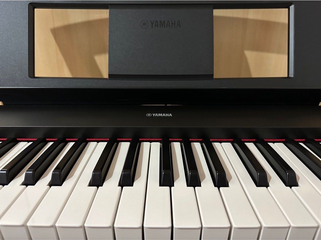 Yamaha Keyboard (Piaggero NP-32), Hobbies & Toys, Music & Media ...