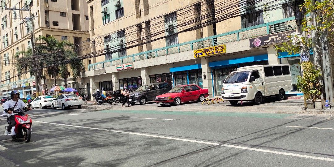 200sqm Vacant LOT FOR SALE 20 Meters away from @Col.Bonny Serrano Cubao ...