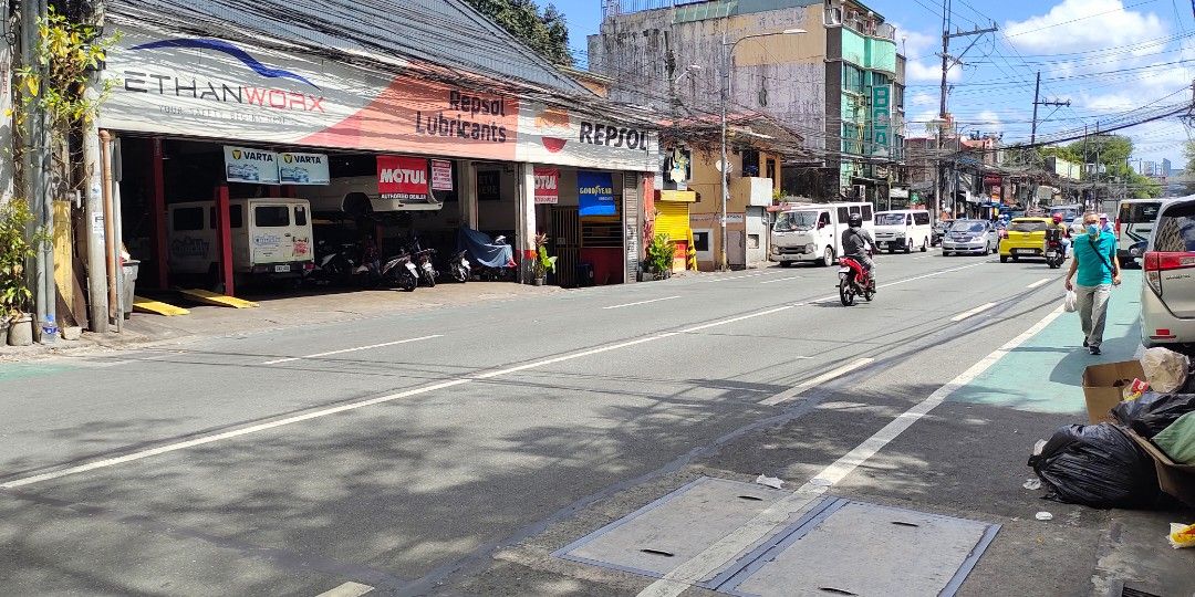 200sqm Vacant LOT FOR SALE 20 Meters away from @Col.Bonny Serrano Cubao ...