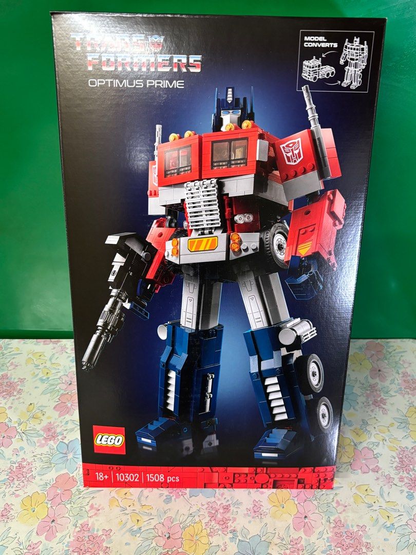 全新 Lego 10302 Optimus Prime 變形金剛柯柏文, 兒童＆孕婦用品, 嬰兒玩具 - Carousell