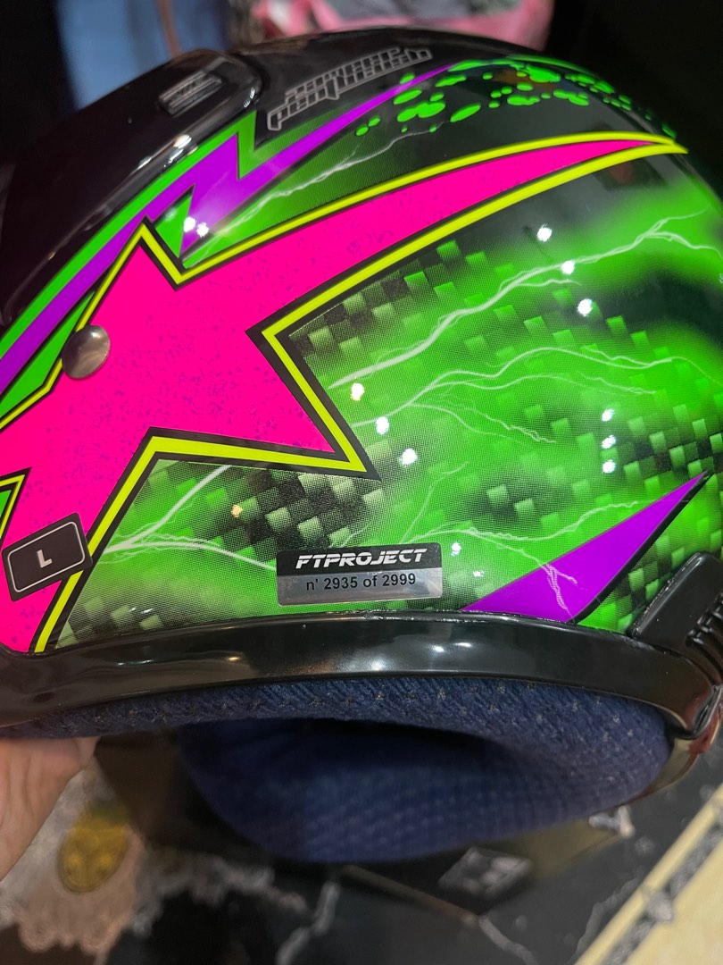 arc esr helmet, Motorbikes on Carousell