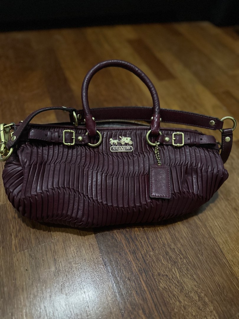 AUTHENTIC Coach Shoulder Bag, Women's Fashion, Bags & Wallets, Shoulder ...