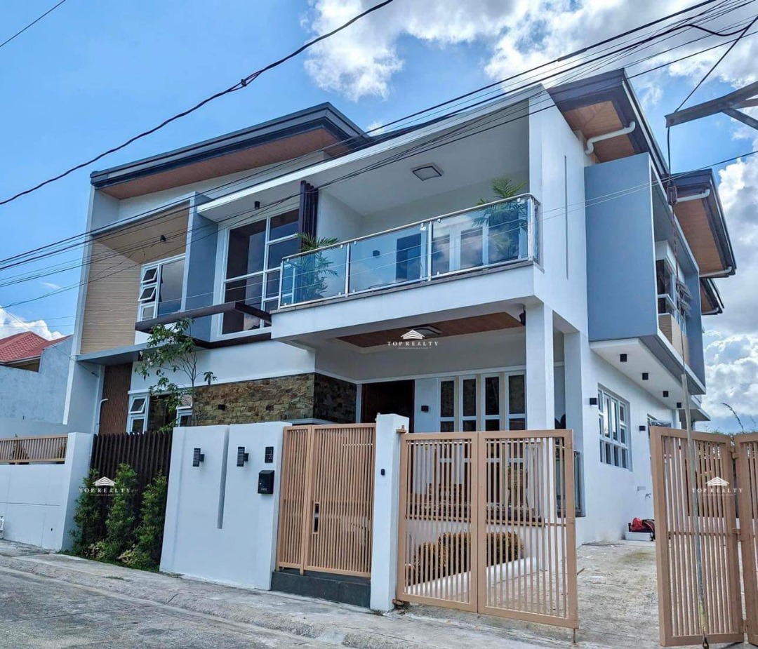 Explore and Experience this 6 Bedroom House and Lot for Sale in ...