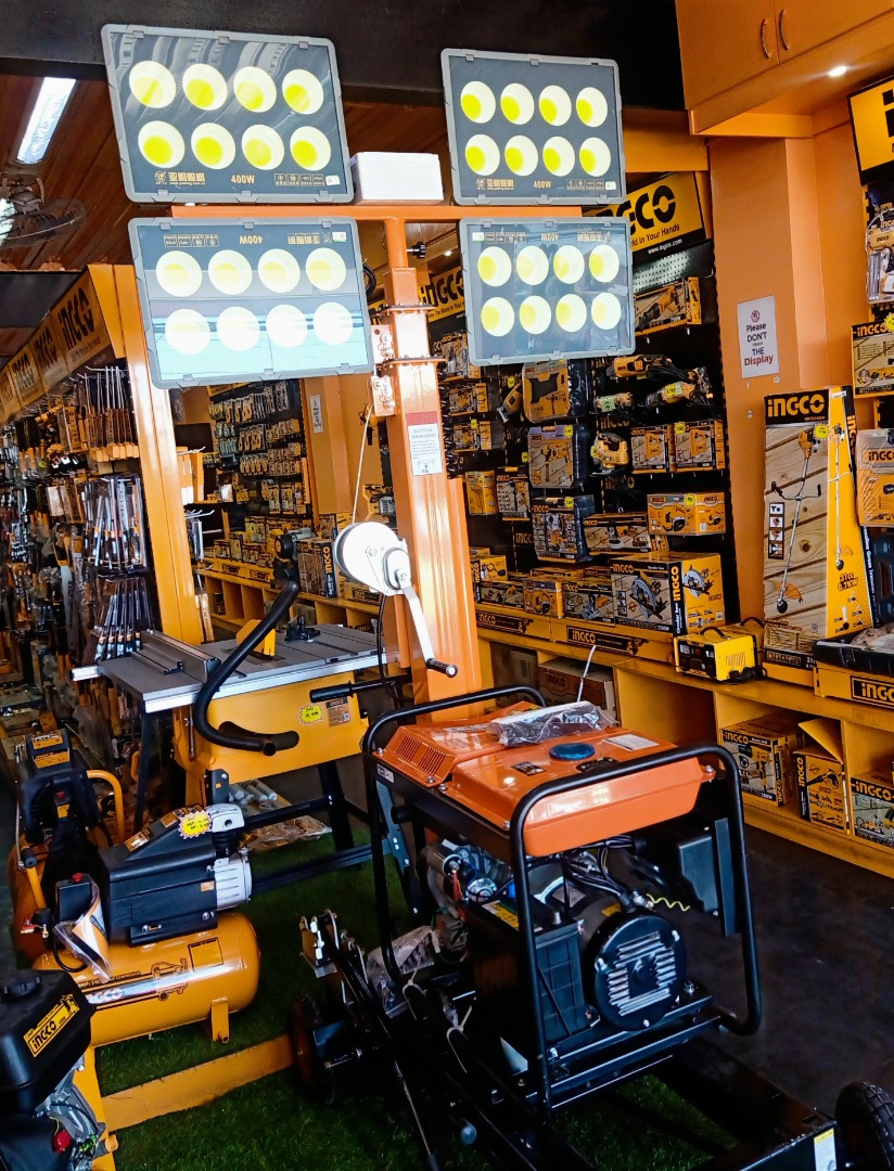 HAKATA JAPAN LED TOWER LIGHT with Hakata Japan Diesel GENERATOR OPEN ...