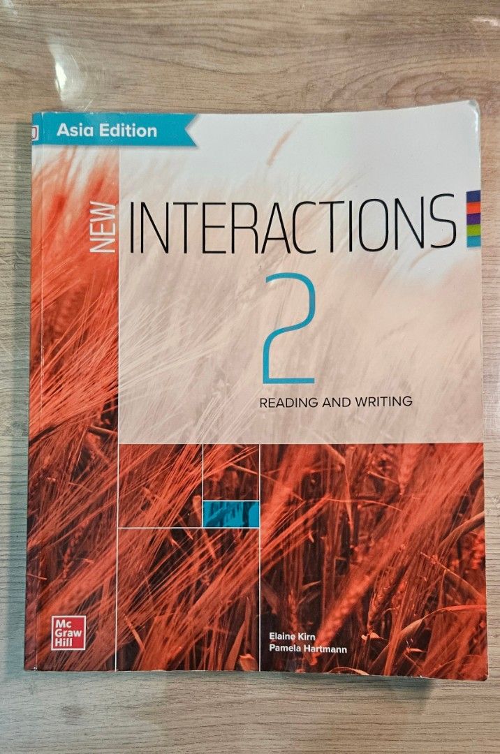New Interactions 2 #24開學季, 書籍、休閒與玩具, 書本及雜誌, 教科書、參考書在旋轉拍賣