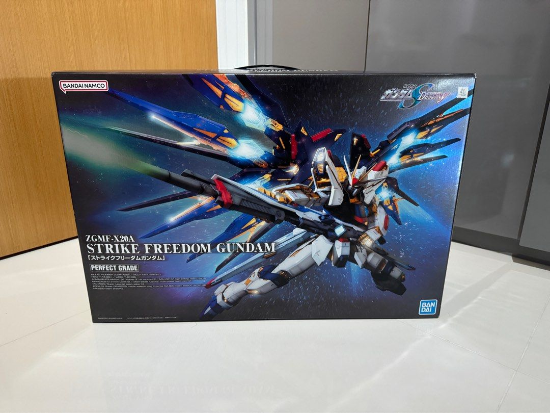 PG Gundam Strike Freedom Gundam Perfect Grade 1/60, Hobbies & Toys ...