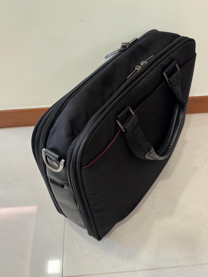 Samsonite Briefcase, Men's Fashion, Bags, Briefcases on Carousell