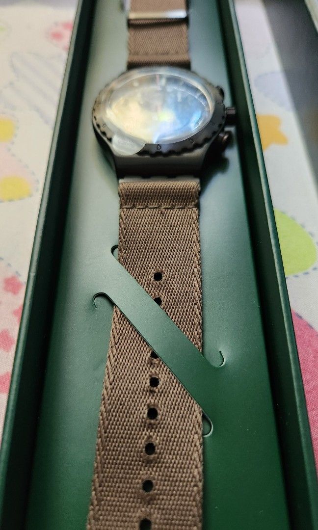 Swatch Bonfire, Men's Fashion, Watches & Accessories, Watches on Carousell