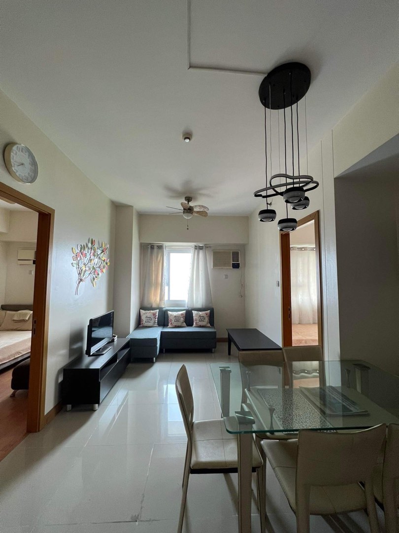 Trion Towers Condo Unit For Sale at McKinley Parkway, Bonifacio Global ...