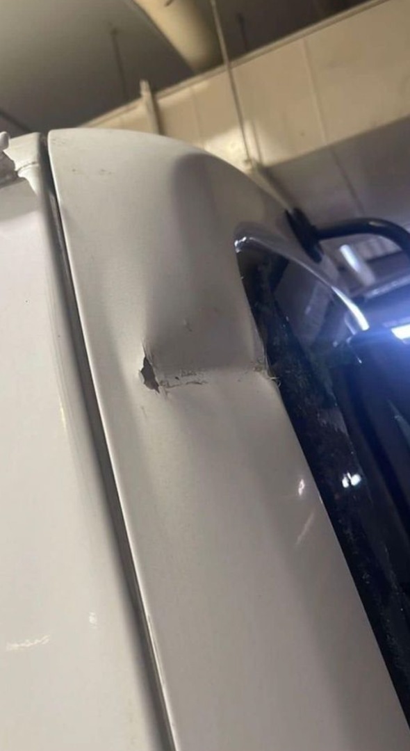 VAN SPRAY PAINT & PANEL BEATING, Car Accessories, Car Workshops ...