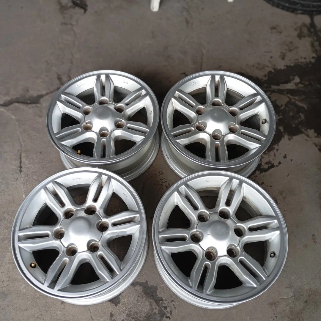Velg Mobil oem original Isuzu panther Ls Touring, Aksesoris Mobil di ...