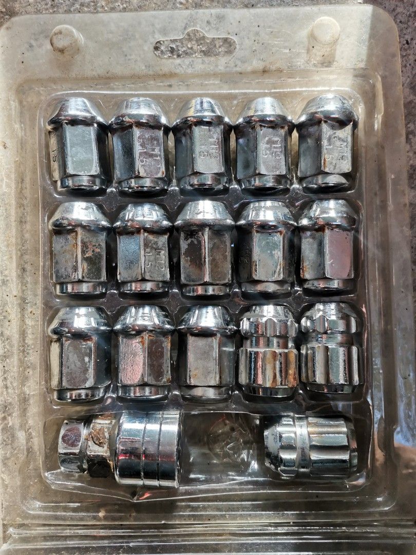 Wheel Sport rim bolt, Auto Accessories on Carousell