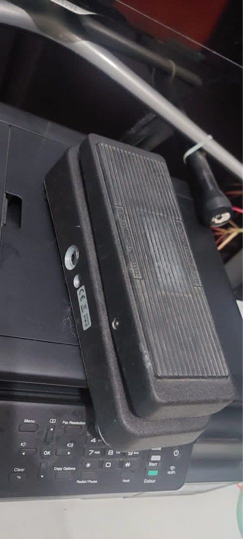 CRY BABY MODEL GCB95, Hobbies & Toys, Music & Media, Music Accessories ...