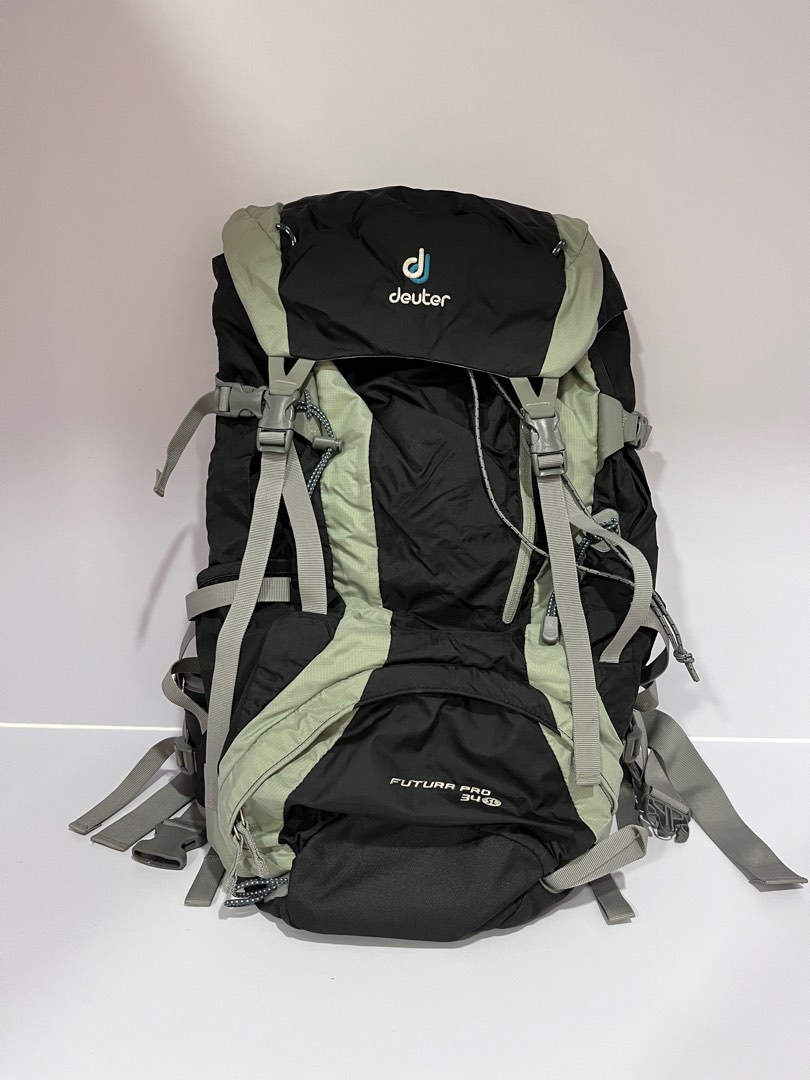Deuter Futura Pro 34SL Hiking Backpack, Men's Fashion, Bags, Backpacks ...