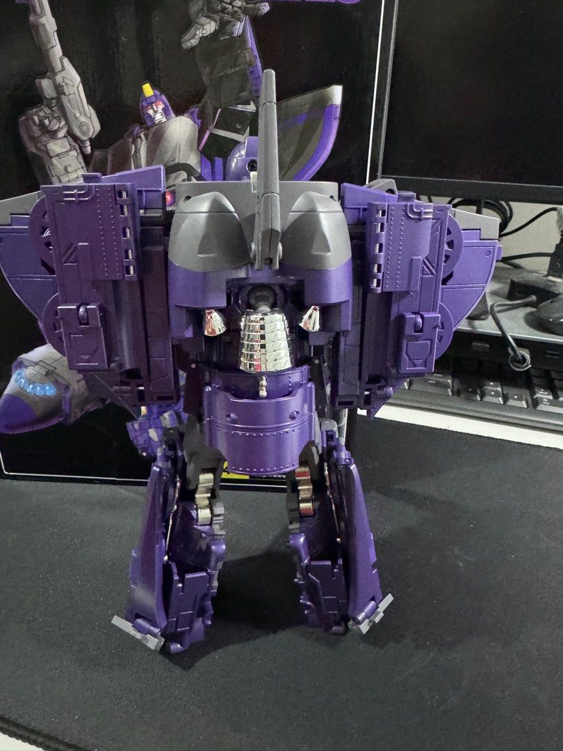 Fans Toys Transformers Masterpiece, FT- 44 Thomas (Astrotrain Triple ...