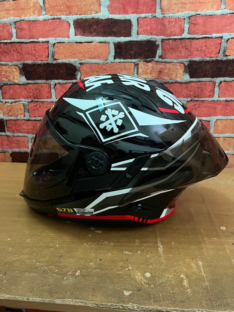 Helmet Zeus ZS-613 GTB special edition, Motorbikes on Carousell