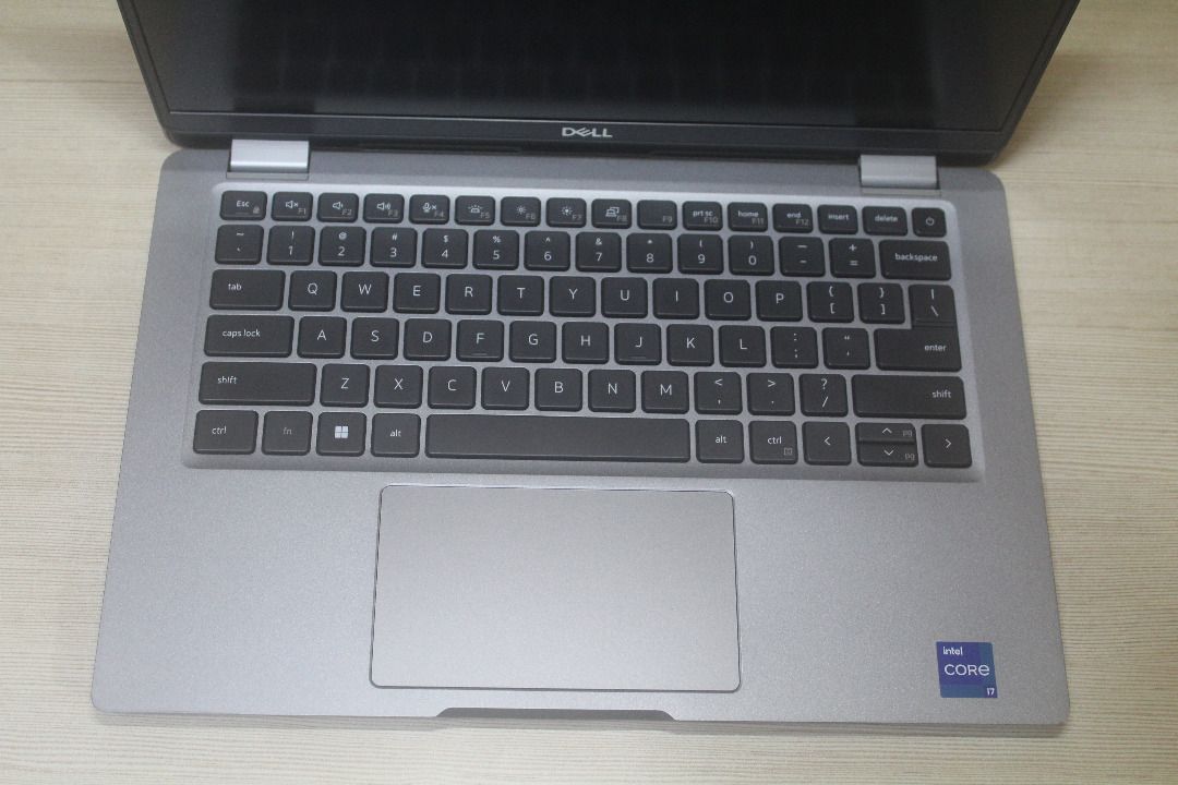i7 12thgen Dell Latitude 5330 13inch Ram 16gb ssd 512gb Backlit key ...