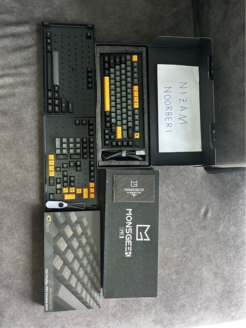 Monsgeek M1 Akko Black and Bronze Keycap, Computers & Tech, Parts ...