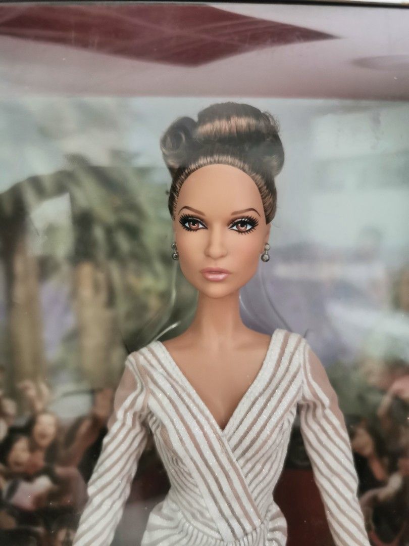 RARE Barbie Jennifer Lopez Doll Red Carpet, Hobbies & Toys, Toys ...