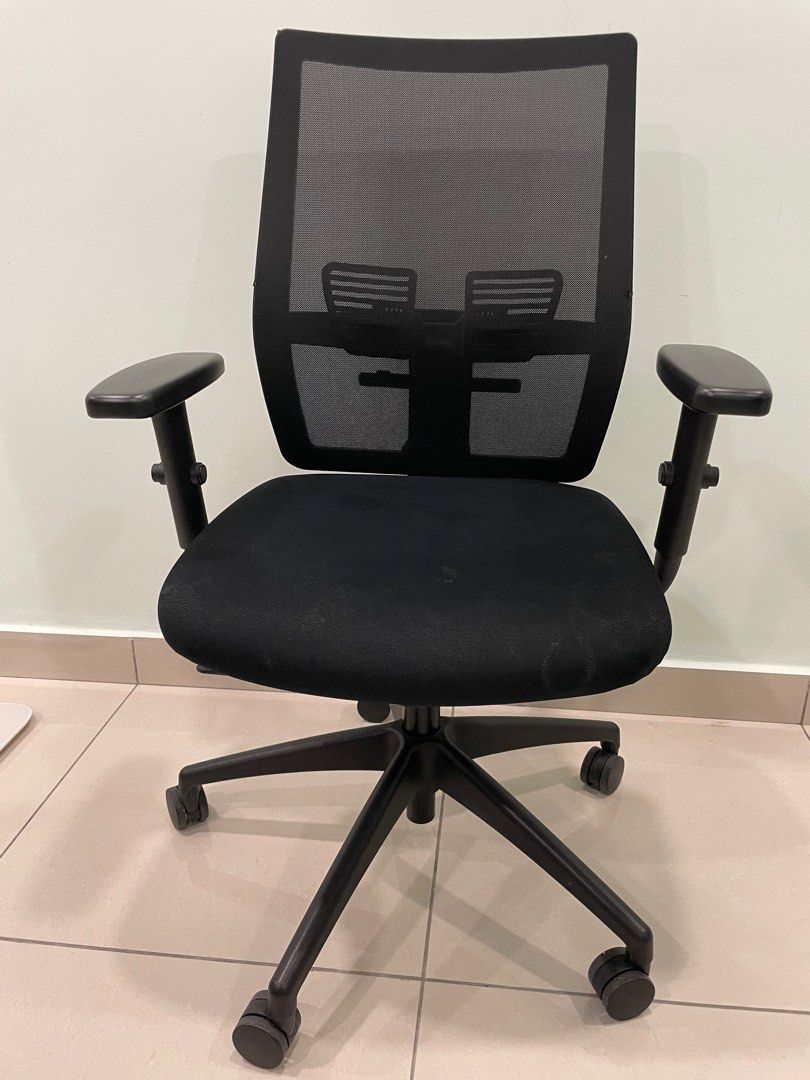 WFH office chair, Furniture & Home Living, Furniture, Chairs on Carousell
