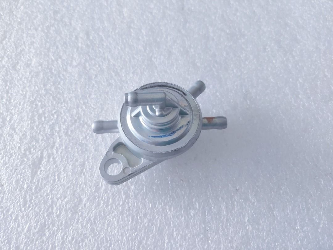 三陽 16950-M3G-000 16950 M3G 心情 高手 RS21 RS-21 油杯 自動油杯 油泵 自動油泵 汽油泵 汽油杯 自動 ...