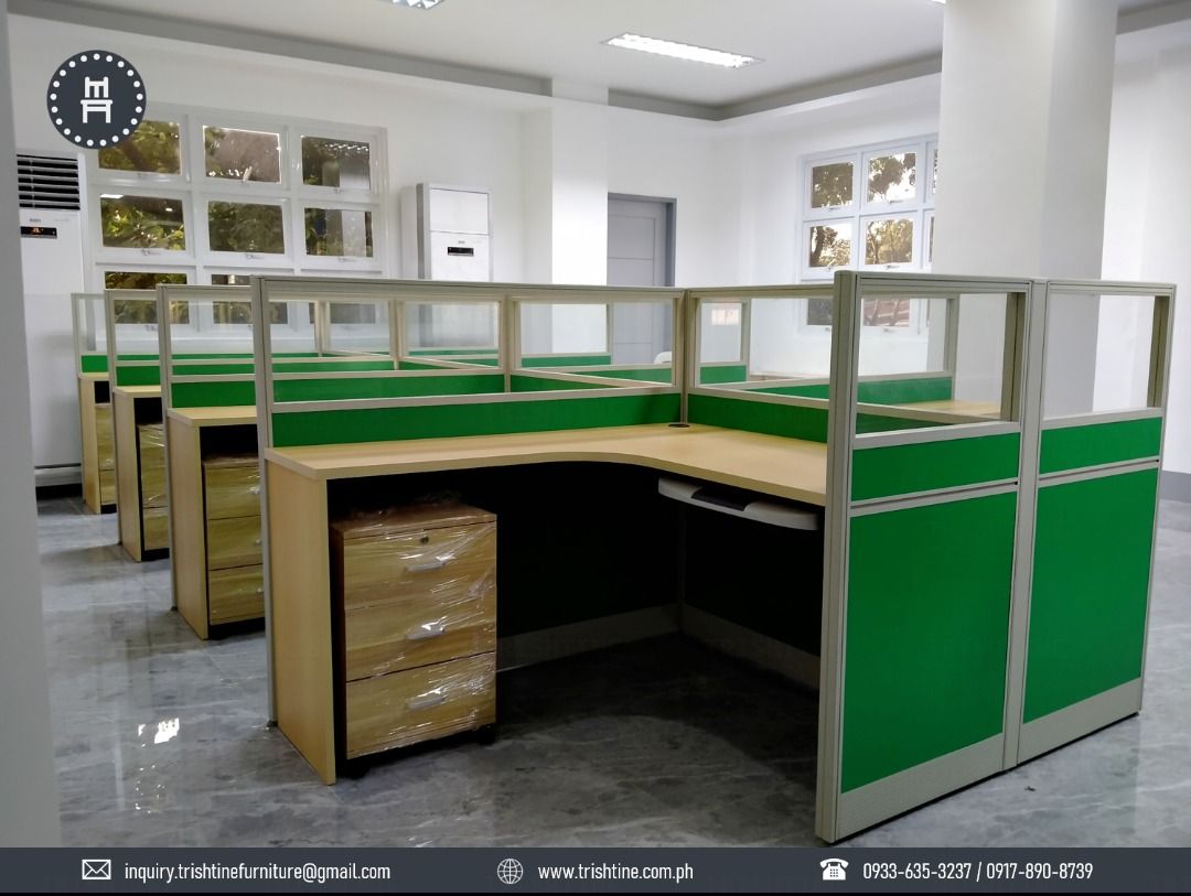 Fabric and Laminated with glass partition L-Shape/ Cubicle Workers ...
