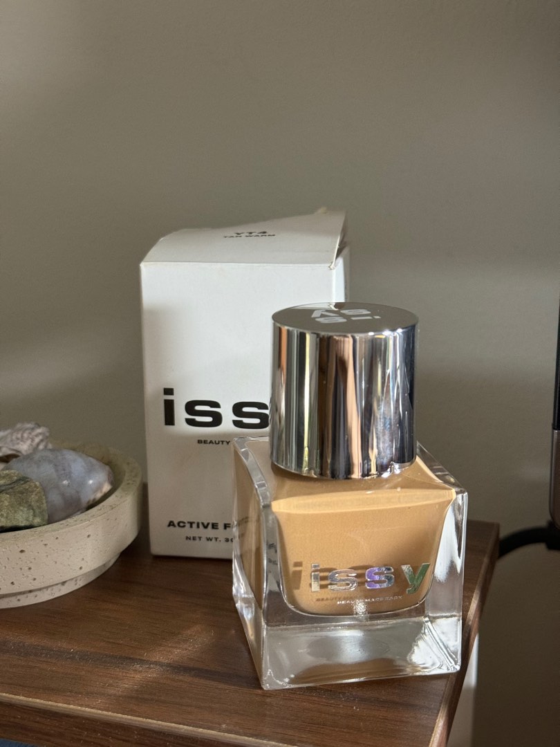 Issy Foundation (YT4) with Box, Beauty & Personal Care, Face, Makeup on ...