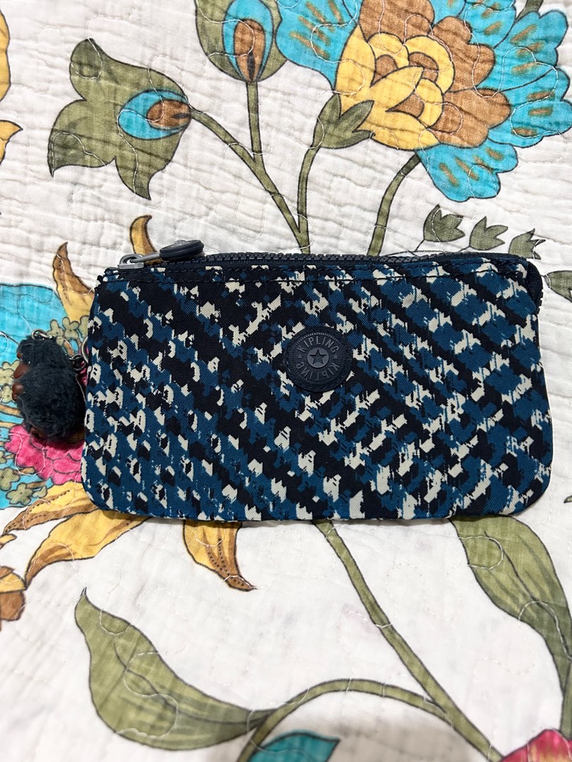 Kipling Pouch multi pocket, Luxury, Bags & Wallets on Carousell