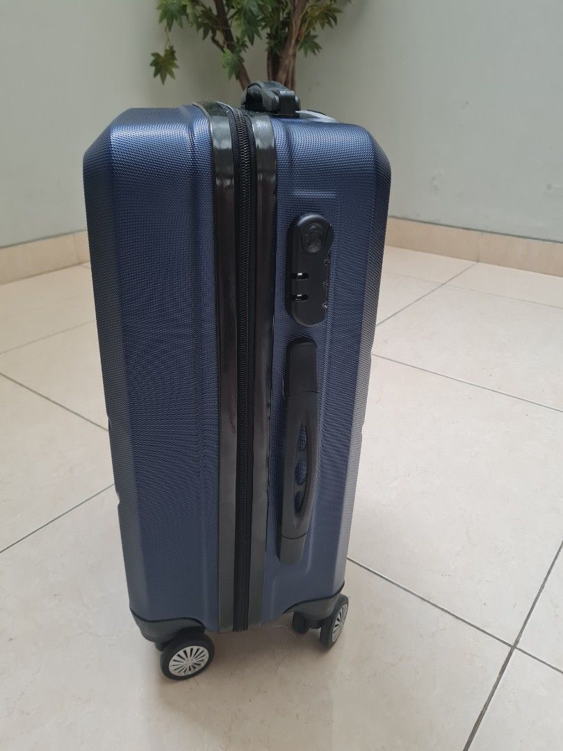 Koper CABIN SIZE SMALL, Barang Mewah, Pakaian di Carousell