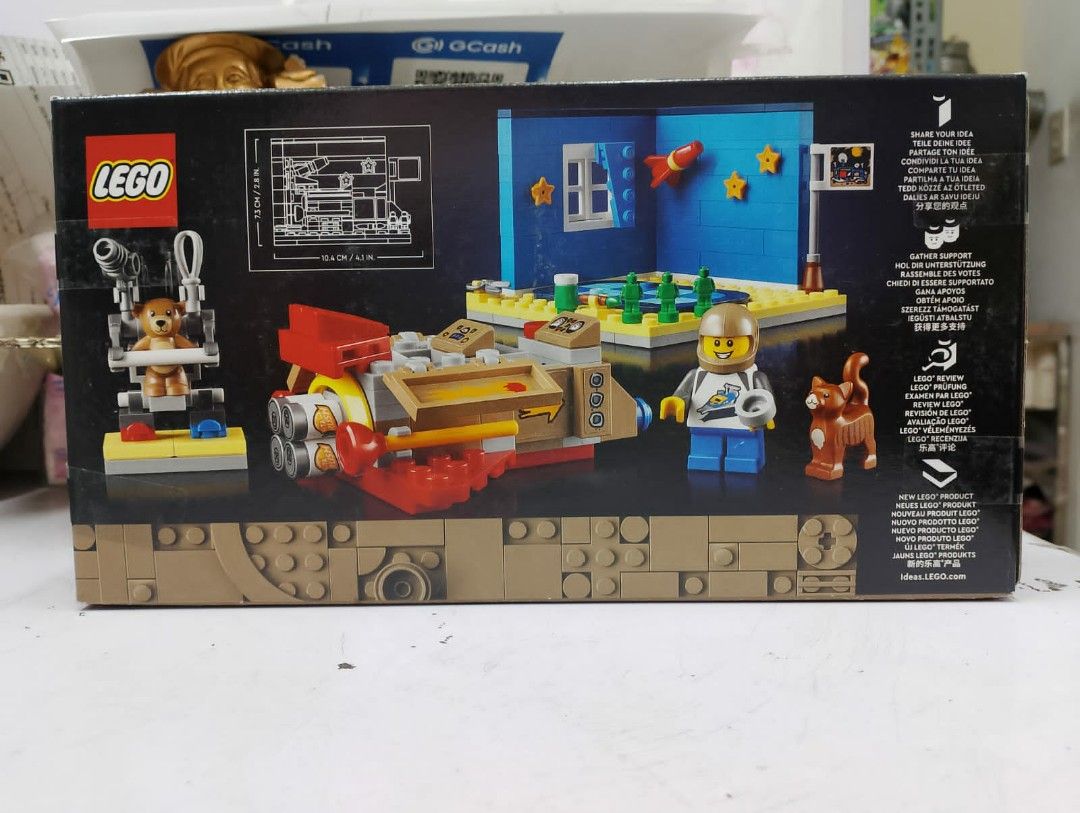 lego 40533 Cosmic Cardboard Adventures, Hobbies & Toys, Toys & Games on ...