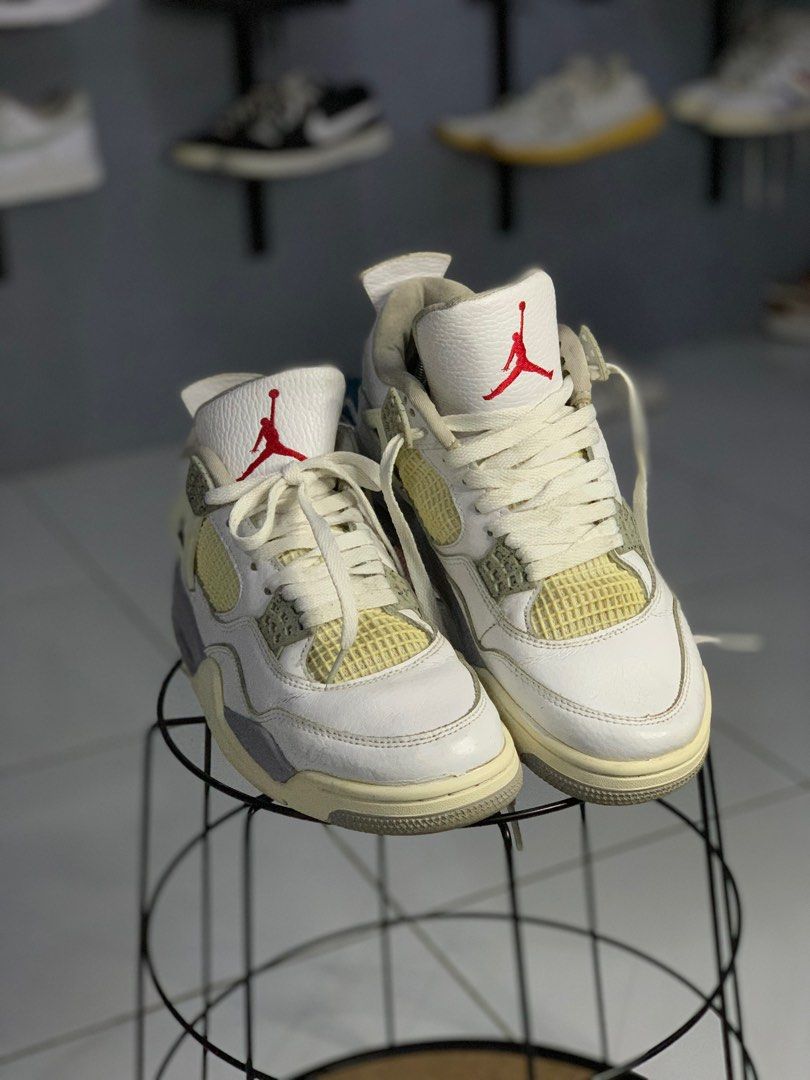 Sepatu AJ RETRO 4, Fesyen Pria, Sepatu , Sneakers di Carousell