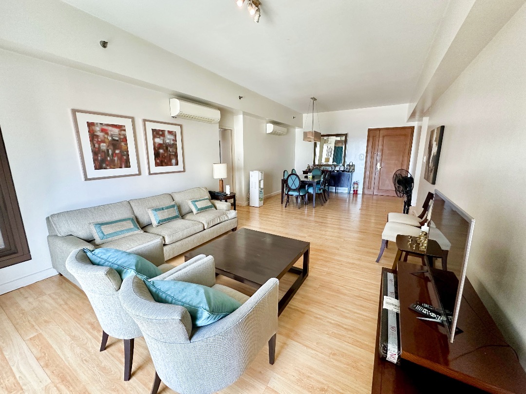 Shang Grand Tower | 2 bedroom with 1 parking | Legazpi Village, Makati ...