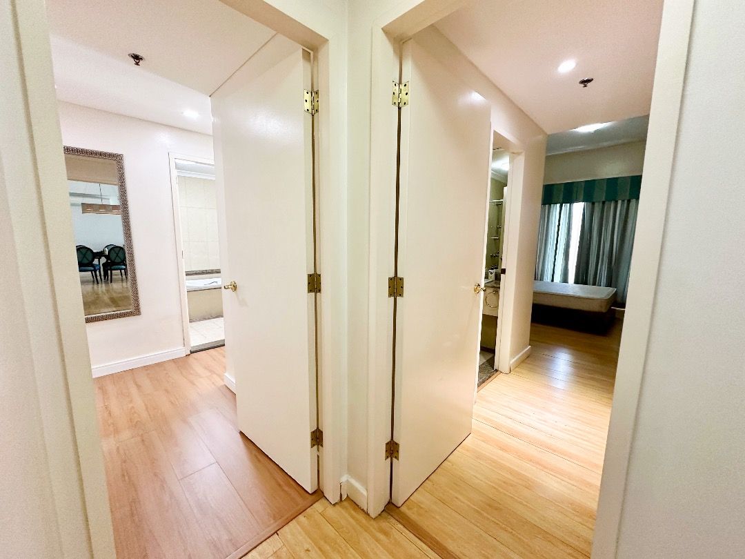 Shang Grand Tower | 2 bedroom with 1 parking | Legazpi Village, Makati ...