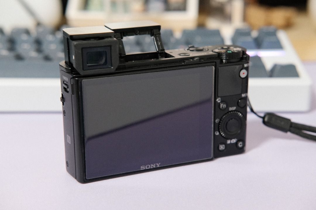 Sony RX100M3, Photography, Cameras on Carousell