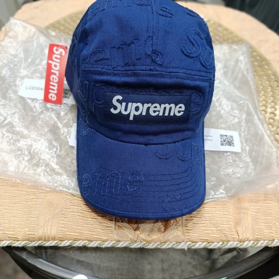 Supreme six panel cap ss23, Fesyen Pria, Aksesoris, Topi di Carousell
