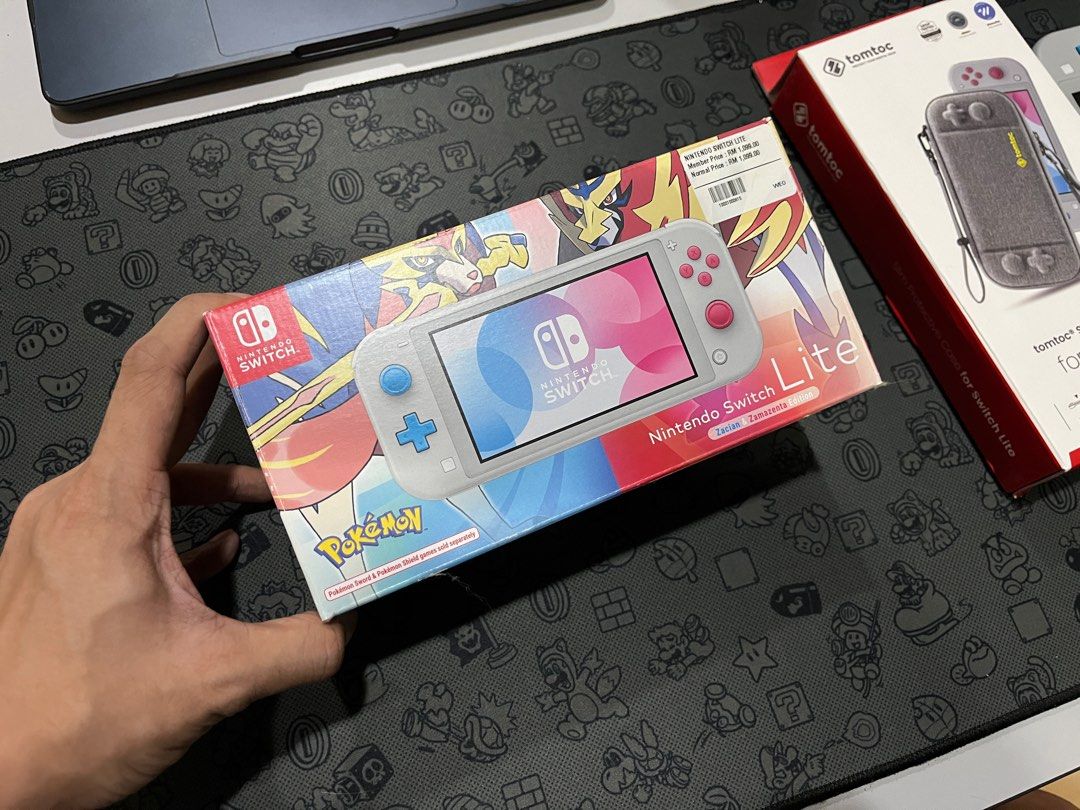 Switch lite Pokemon Edition, Video Gaming, Video Game Consoles ...
