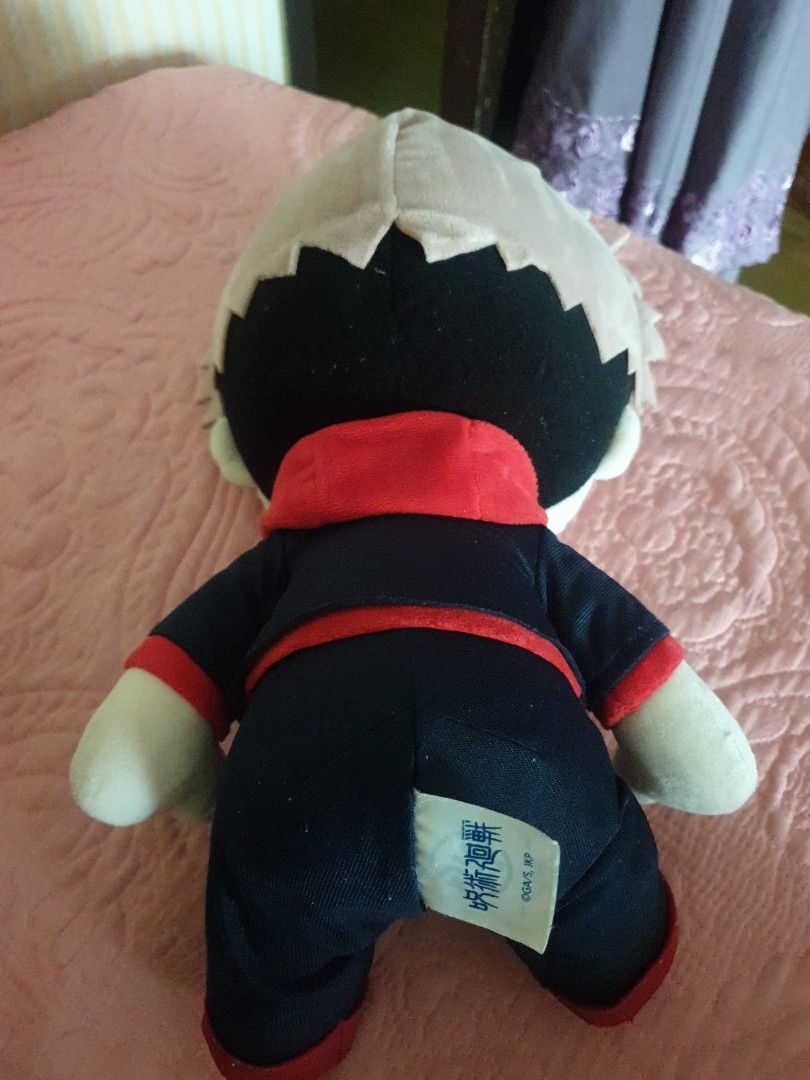 TAITO Official JJK Yuuji Itadori plushie, Hobbies & Toys, Collectibles ...